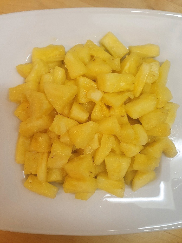 Ananas-gesneden - Groente en Fruitspecialist John Bes